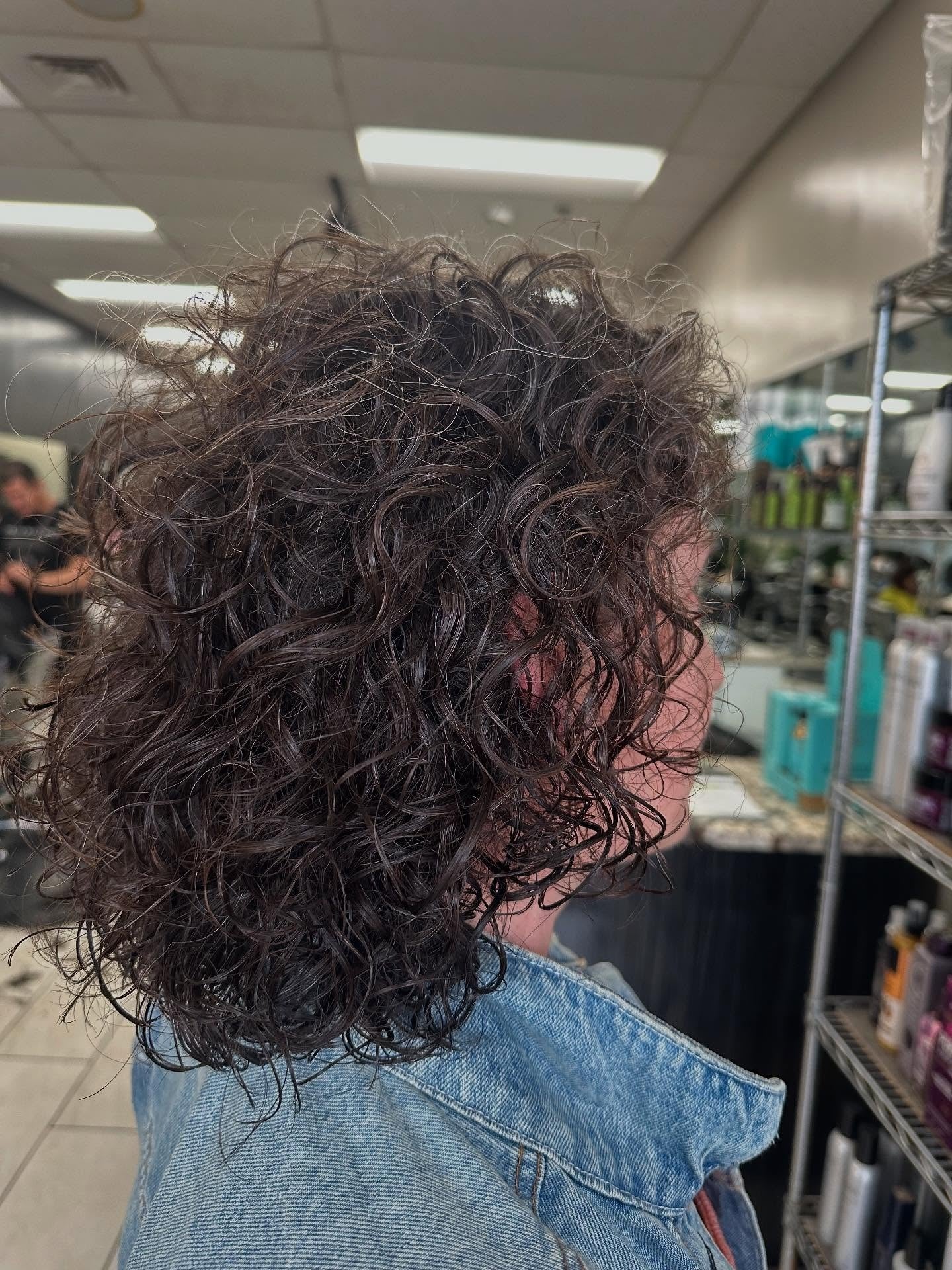 13 Perm Hairstyles That Never Go Out of Style – CreativeBooster