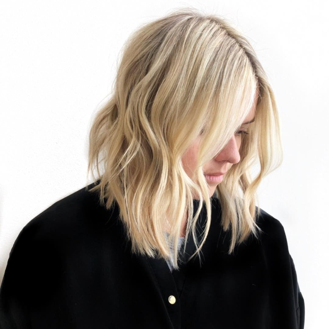 14 Angled Lob Haircut Styles That Inspire – CreativeBooster