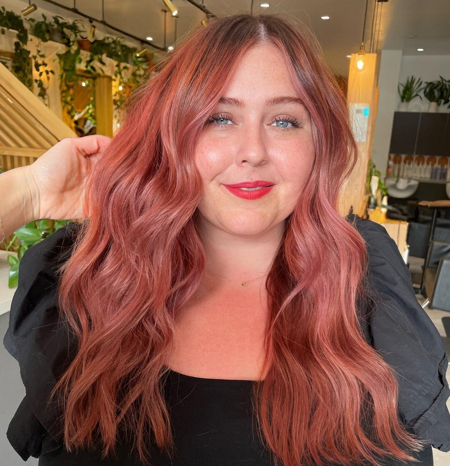 16 Rose Gold Hair Color Ideas You’ll Want to Screenshot – CreativeBooster