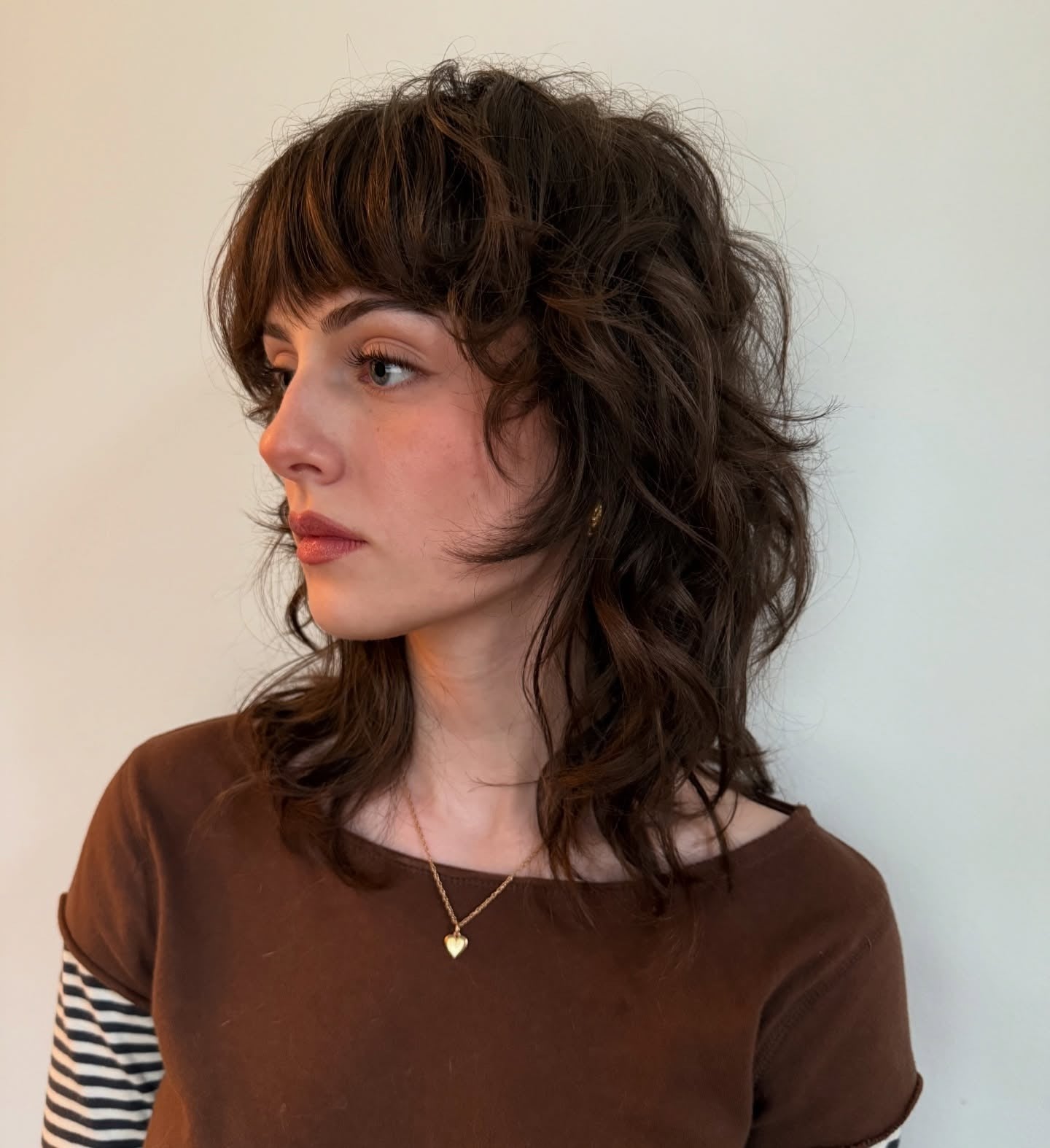 15 Medium Length Shag Haircuts That Frame the Face Flawlessly ...