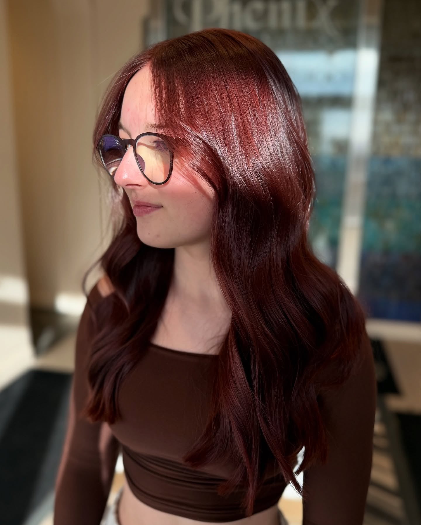 13 Must-Try Chocolate Cherry Hair Color Trends – CreativeBooster