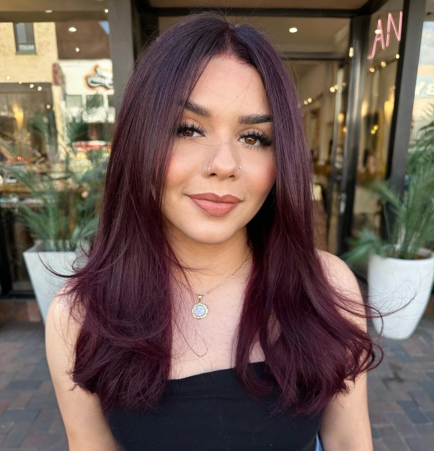 18 Stunning Wine Hair Color Styles to Try – CreativeBooster
