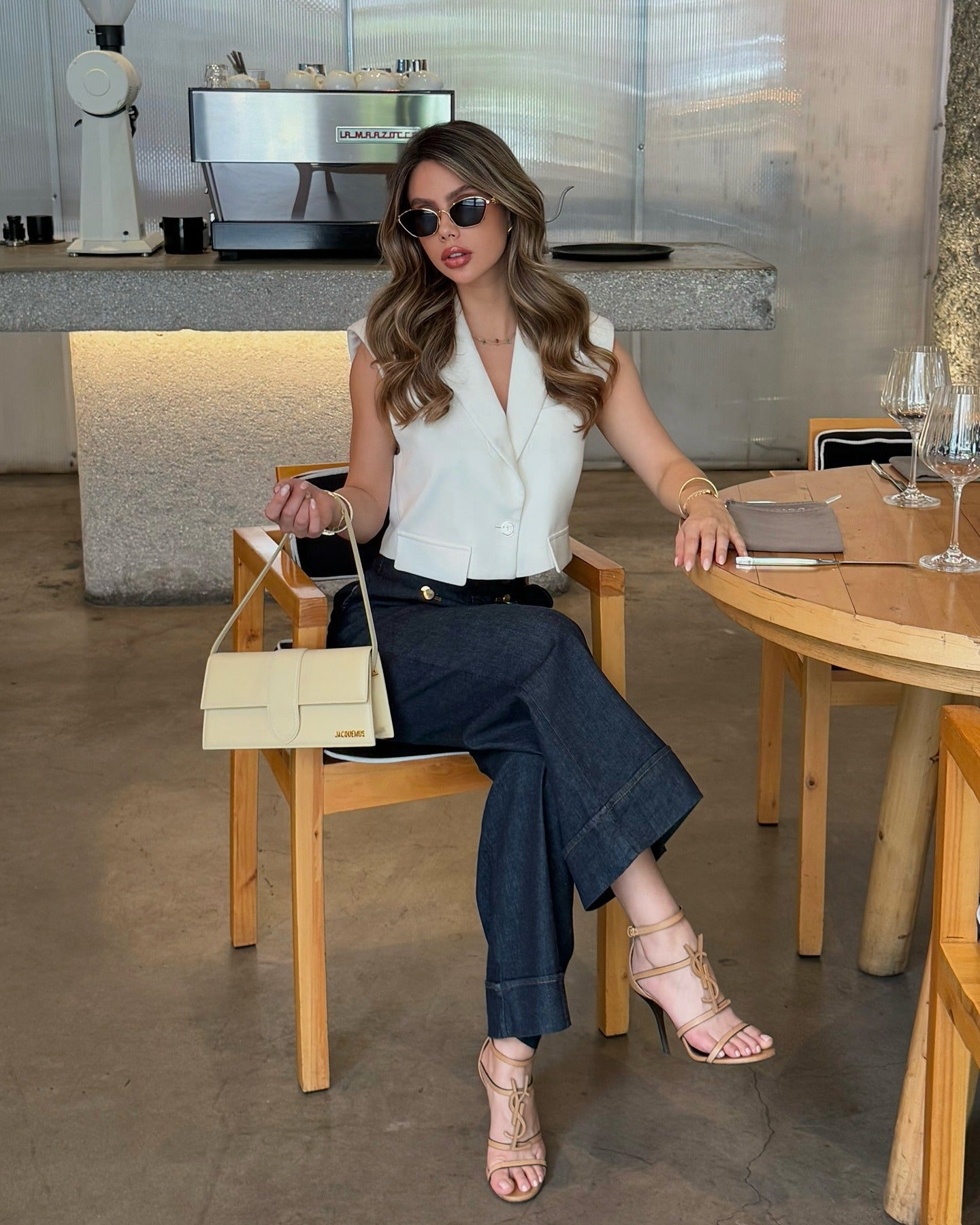 14 Timeless Outfits with Heels 2025 Looks – CreativeBooster