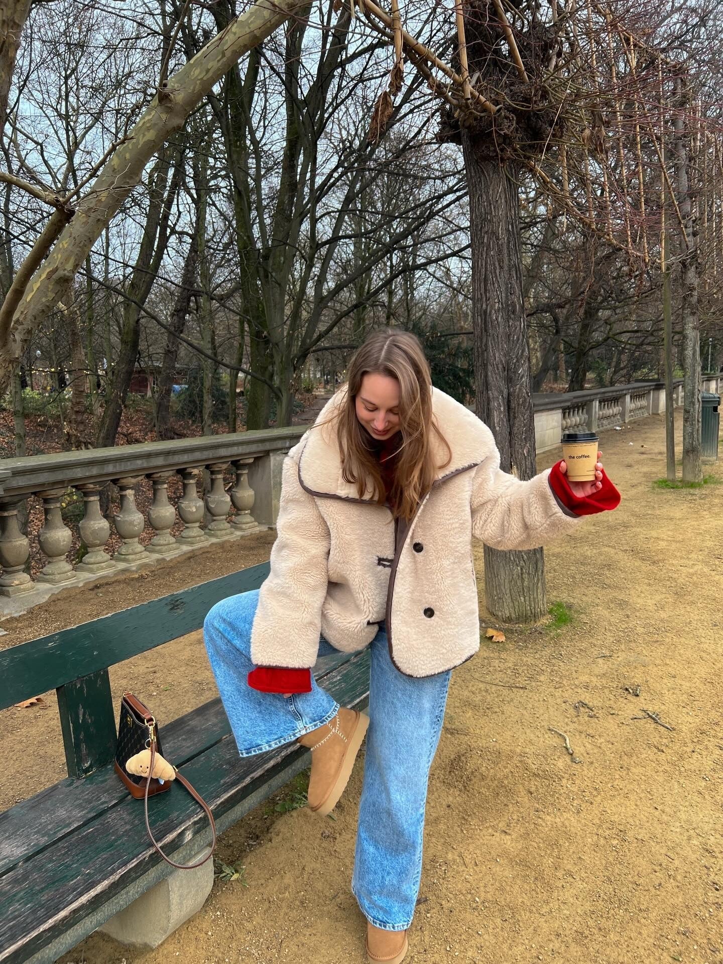 13 Simple Outfits with Baggy Jeans Ideas – CreativeBooster