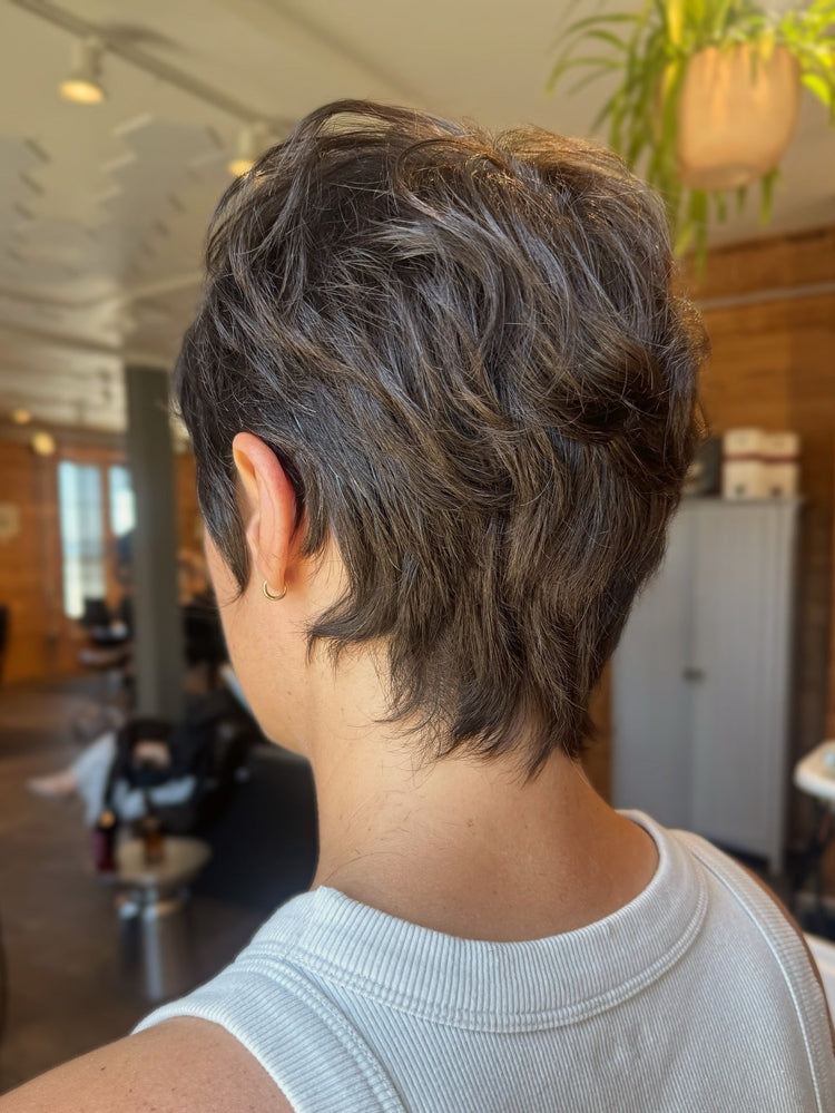 13 Stunning Layered Pixie Haircuts You’ll Want Right Now – CreativeBooster