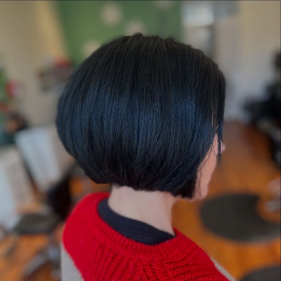 15 Must-See Stacked Haircuts for a Stylish Upgrade – CreativeBooster