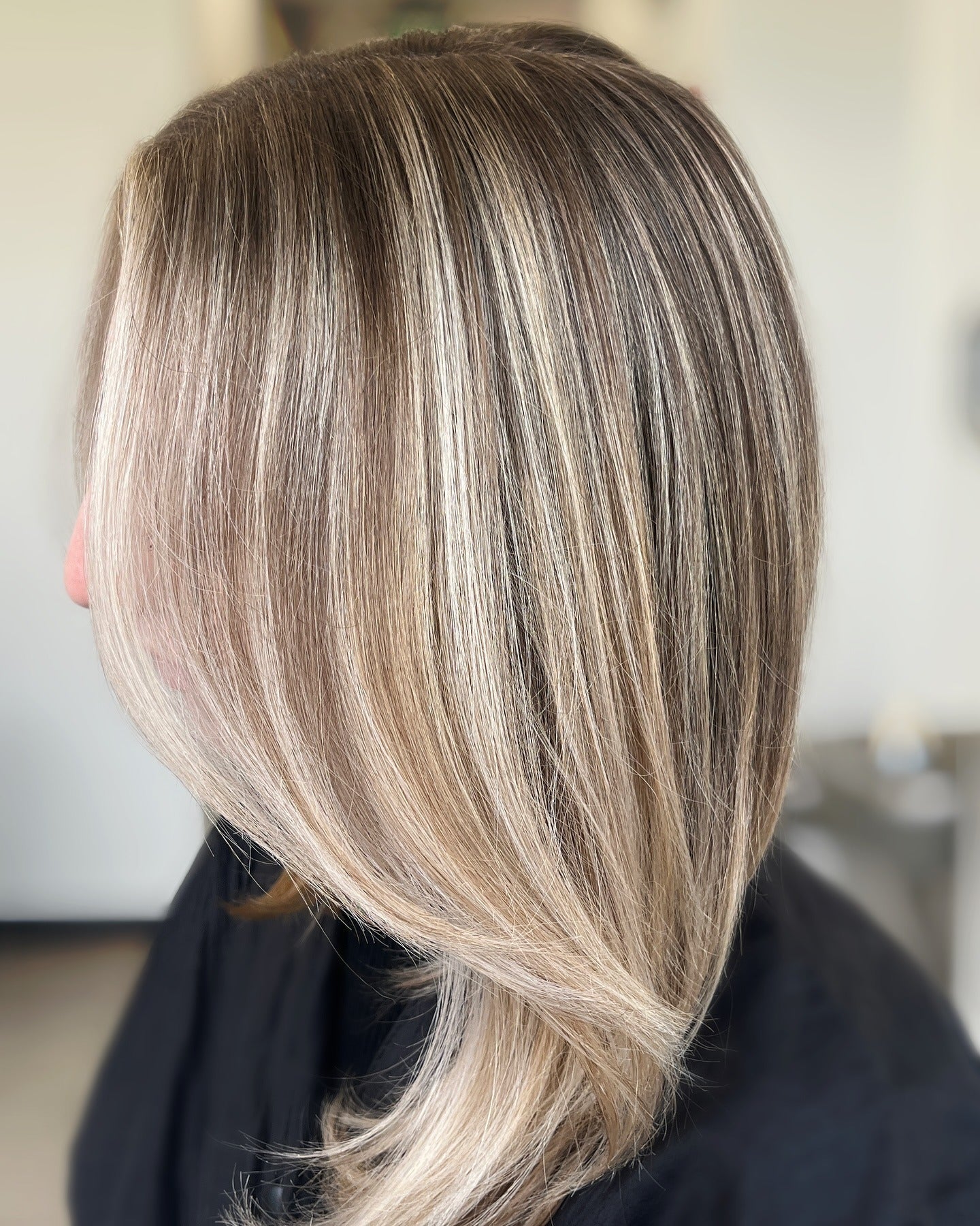 14 Chic Fall Blonde Hair Color Trends to Try – CreativeBooster