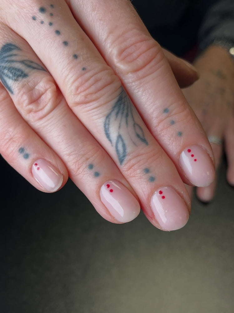 13 Short Round Nail Ideas for Any Mood 2026 – CreativeBooster