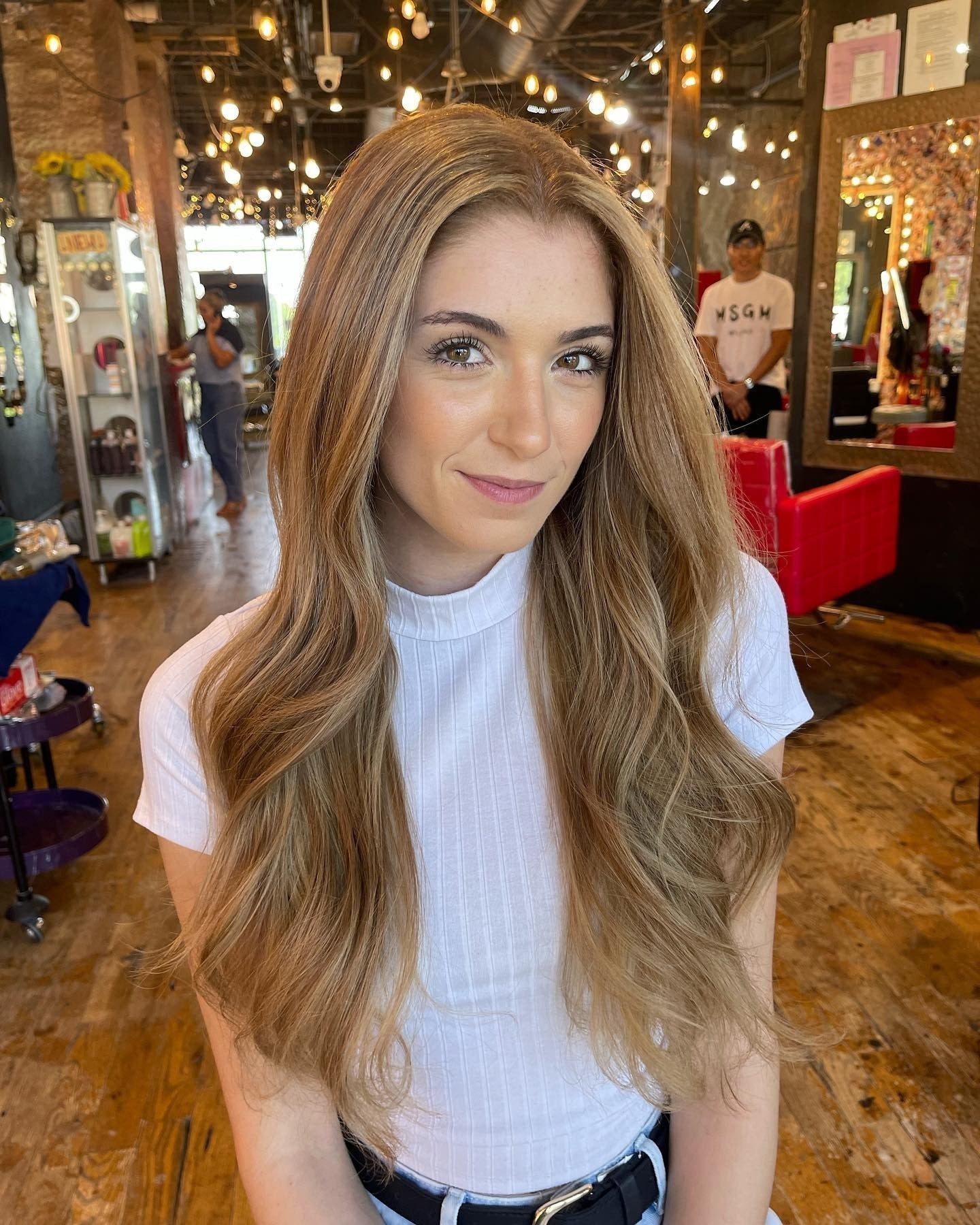 25 Honey Hair Color Styles That Add Natural Warmth – CreativeBooster