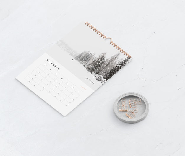 Free Mock-Up Book Spiral Link For Calendar Concept Psd – CreativeBooster